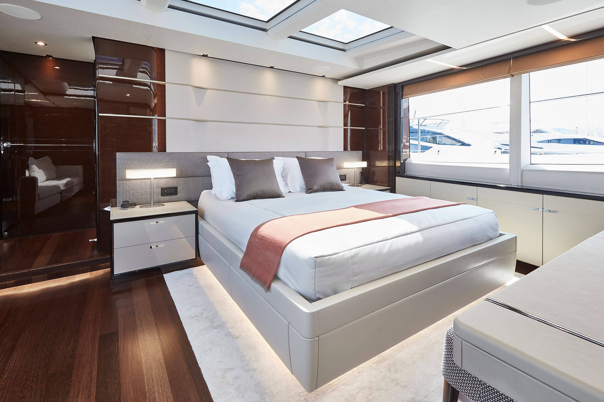 Princess 30M | Princess Yachts Sweden Norway Denmark