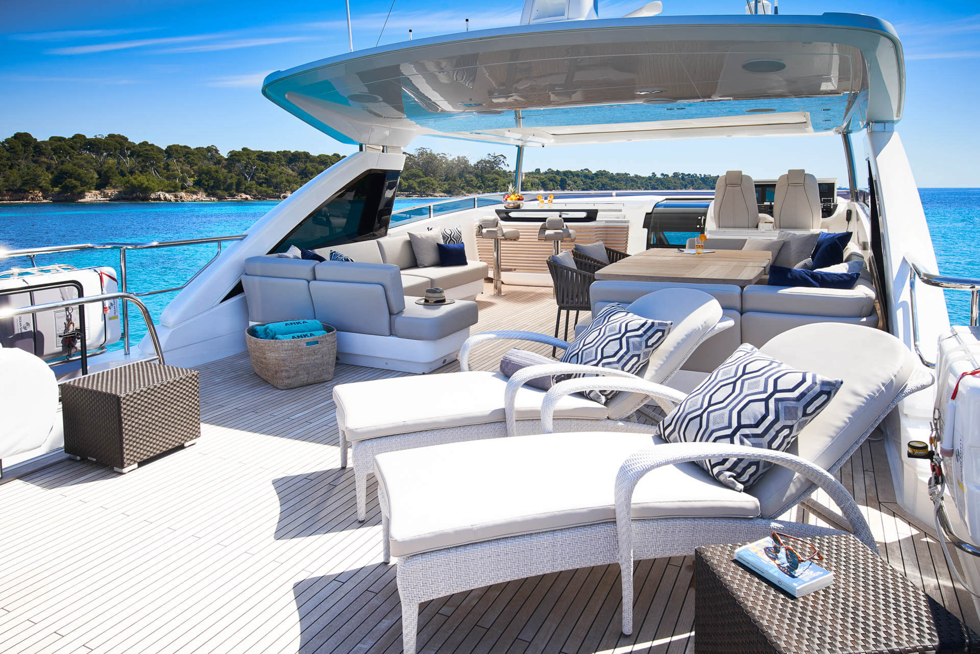 Princess 30M | Princess Yachts Sweden Norway Denmark