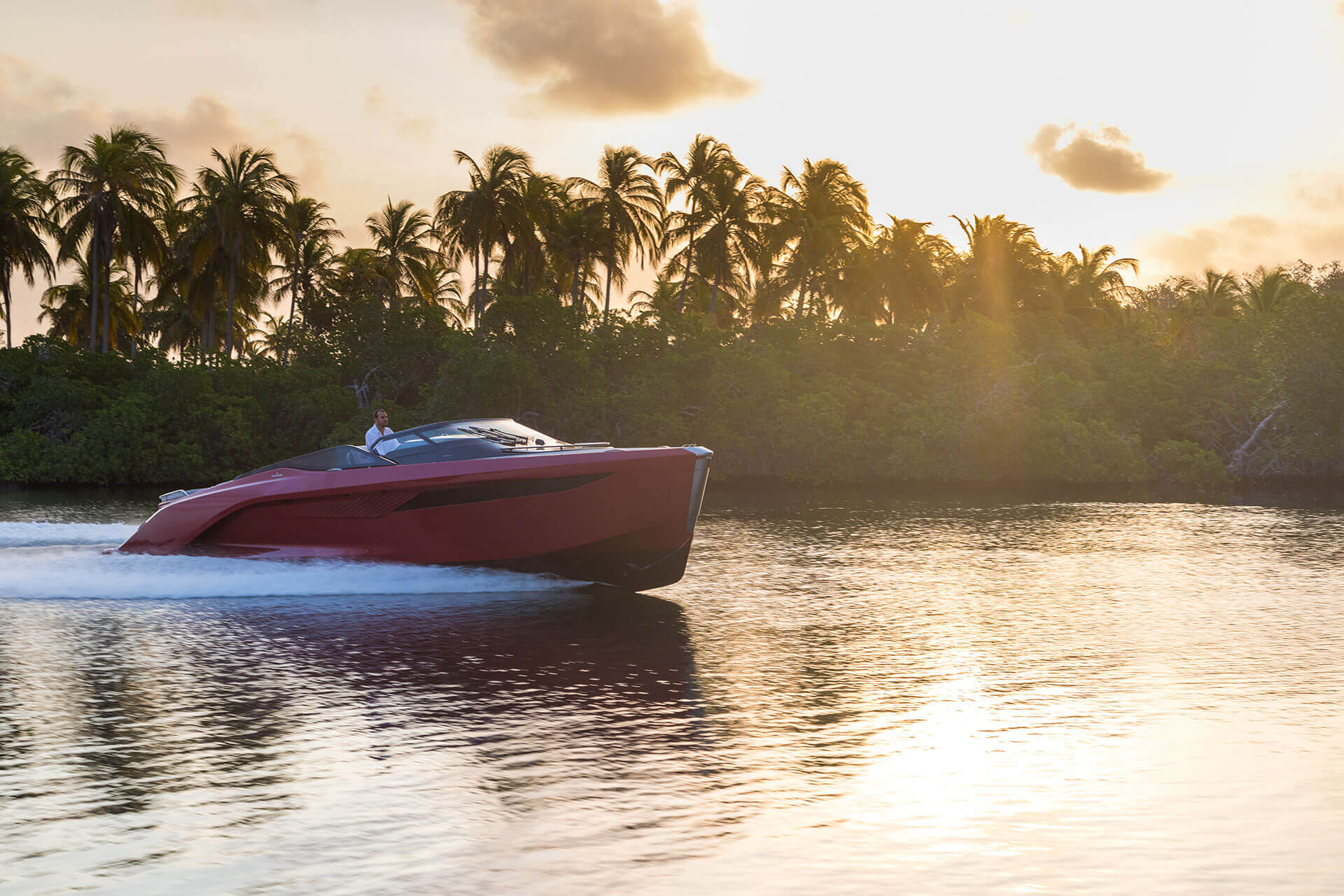 Princess R35 | Princess Yachts Sweden Norway Denmark